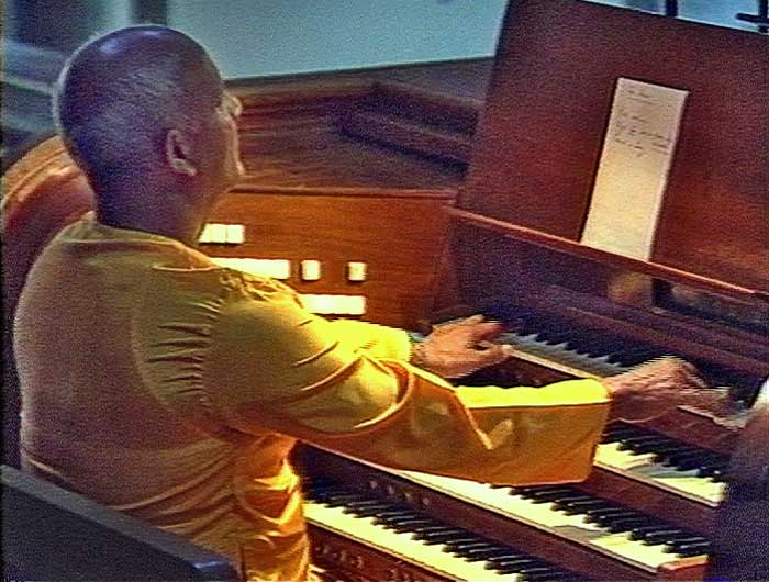 Pipe Organ – SRI CHINMOY PHOTOS